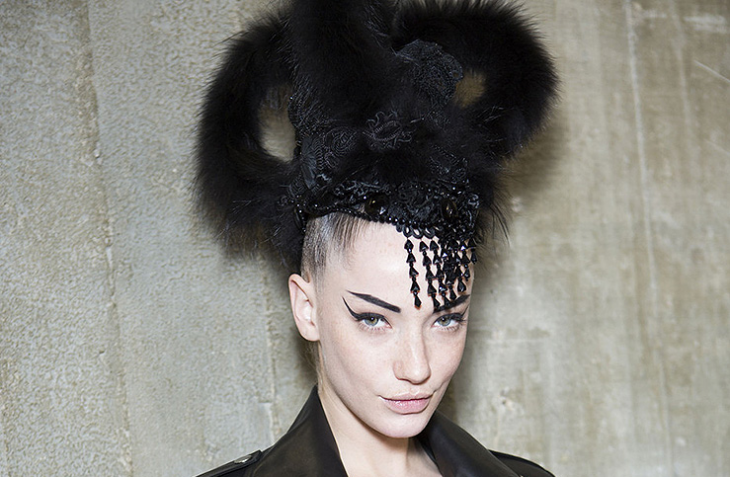 Манга плетеници и корони | EVA.bg