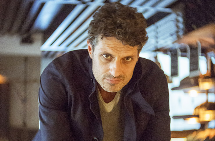 Вечеря на свещи с Велислав Павлов | EVA.bg