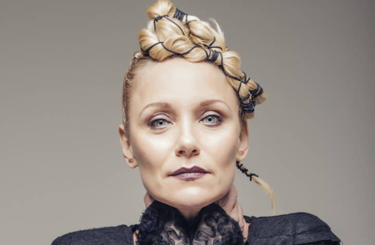 My friends are Models | EVA.bg